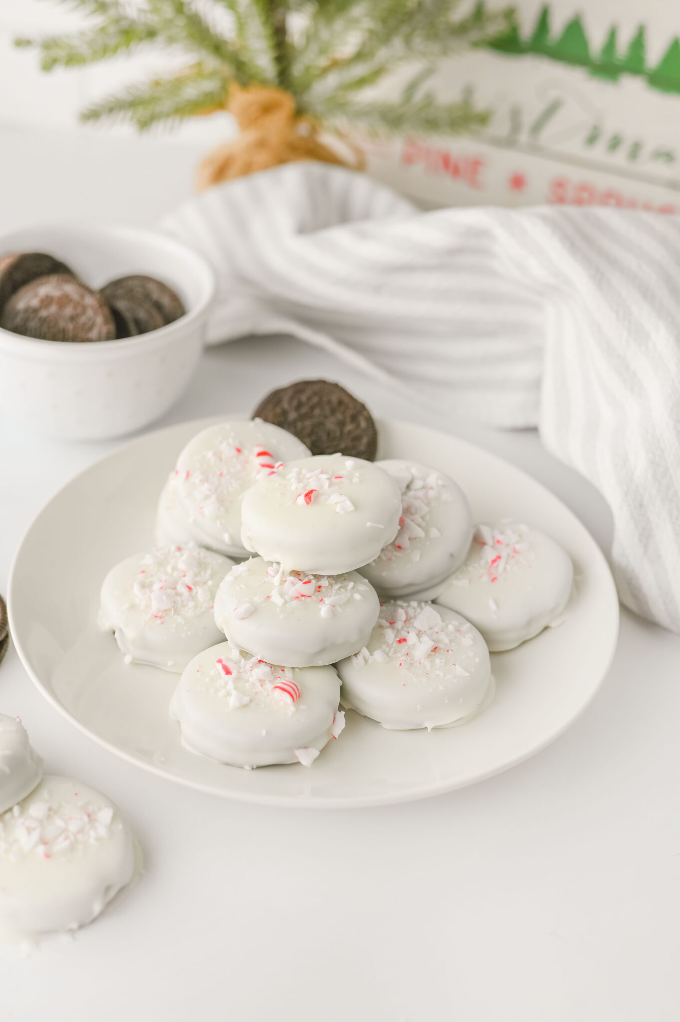 Peppermint Crunch Oreos